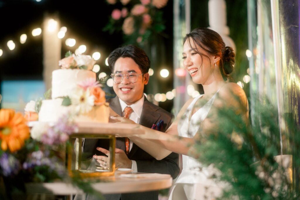 รีวิวเเต่งงานคอนเซปต์ "SUNSET" บรรยากาศเต็มไปด้วยรอยยิ้มเเละอบอุ่น @The Upper Ground - Weddinglist