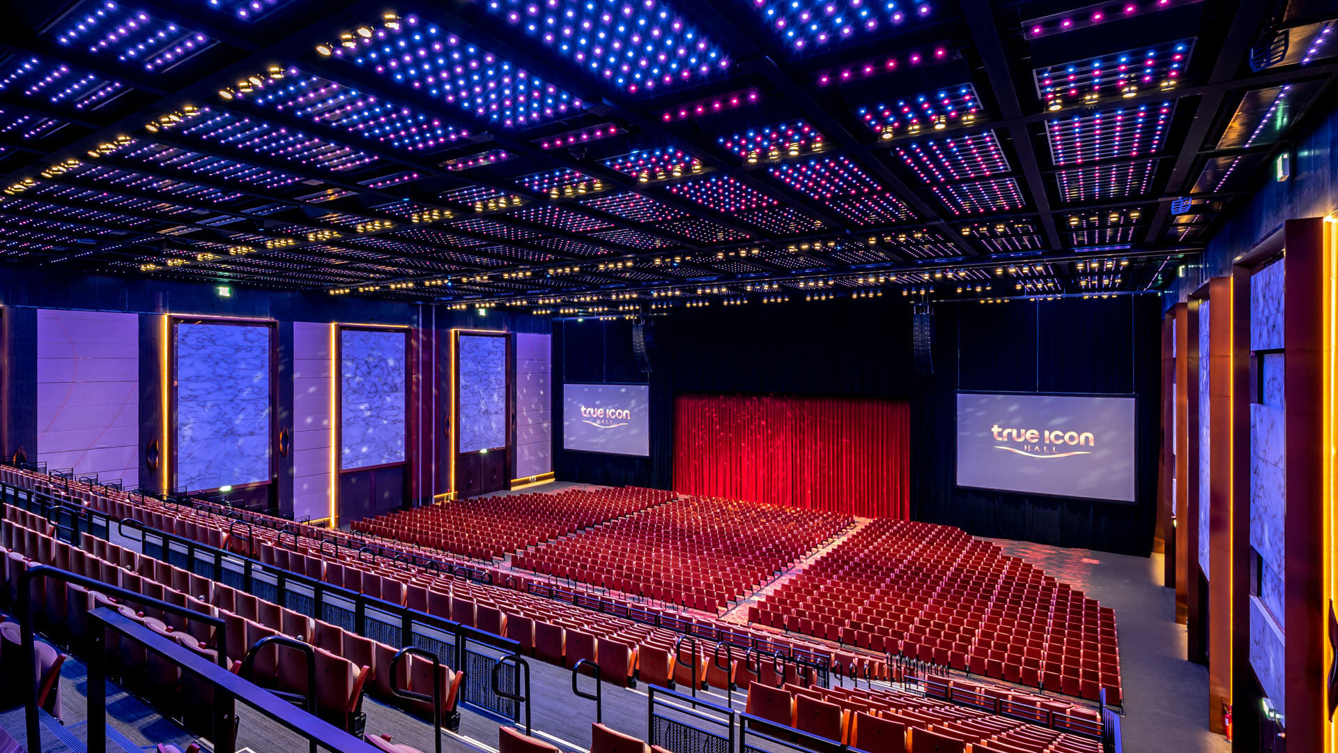 จัดงานแต่ง TRUE ICON HALL แพ็คเกจ ราคา งานแต่งสุดอลังการ